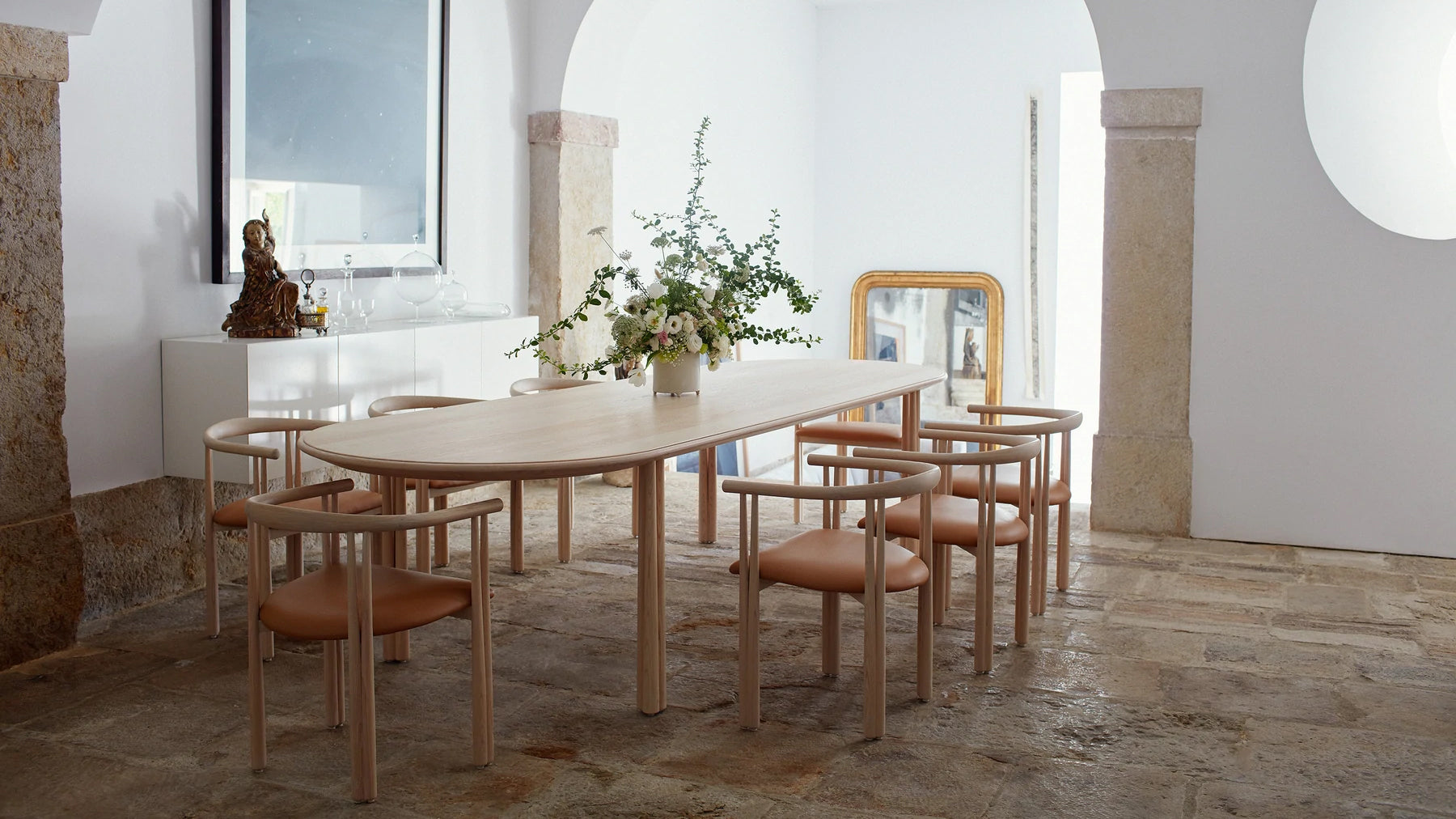 Online Shop: Dining Tables
